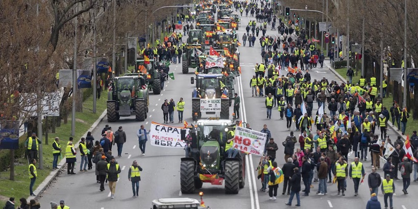 El campo español vuelve a las calles del 26 al 30 de enero contra los ...