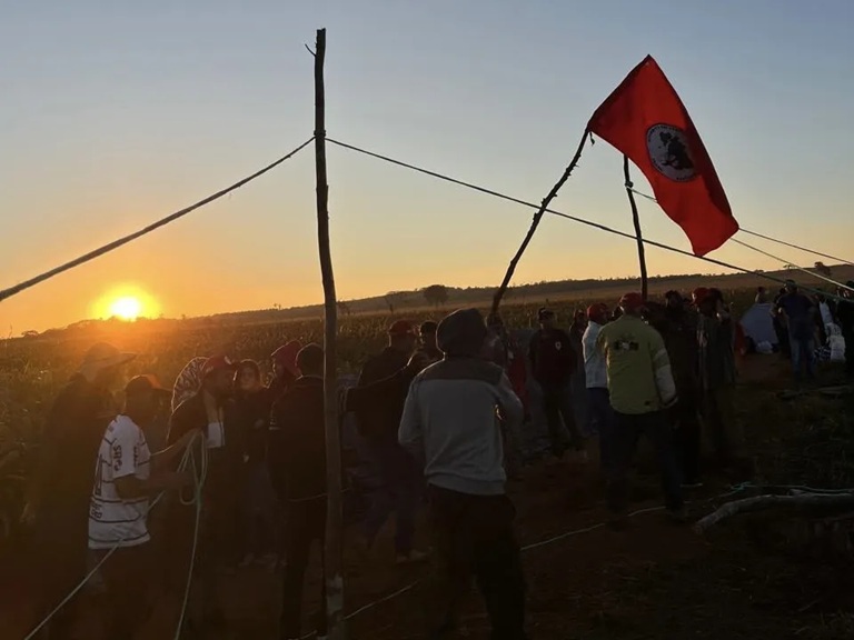 MST ocupa área da Fazenda Sálvia e cobra avanço da reforma agrária no ...