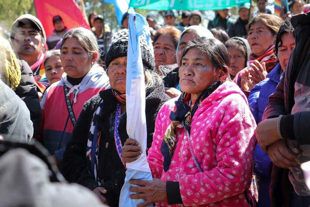 Histórica marcha del Impenetrable chaqueño contra el hambre, por tierra ...